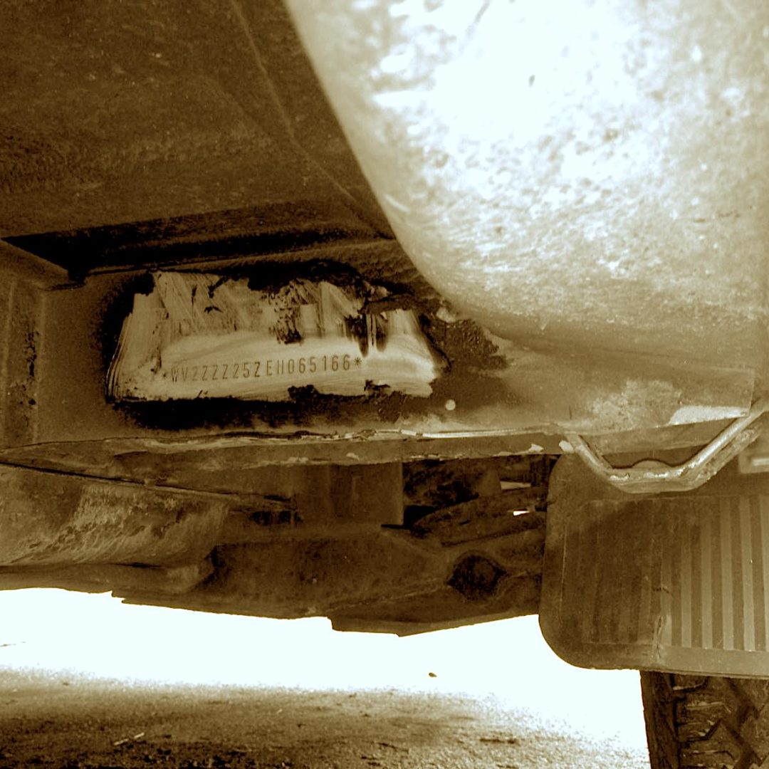 Chassisnummer ontcijferen - BeakerBus